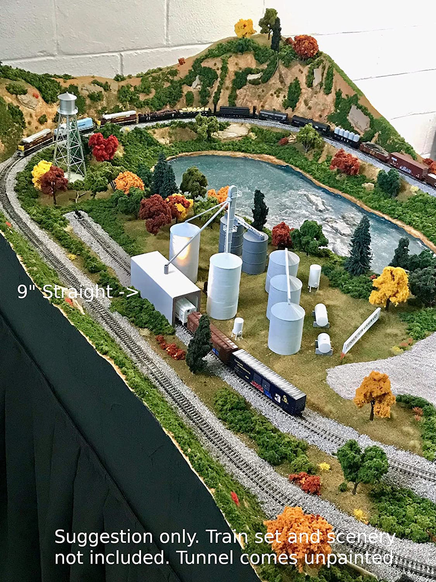V Scale Model Railroading